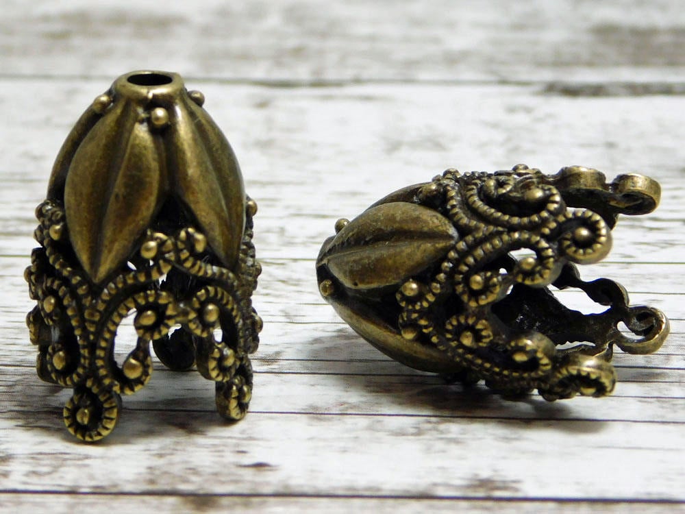 Tassel Caps – The Bead Obsession